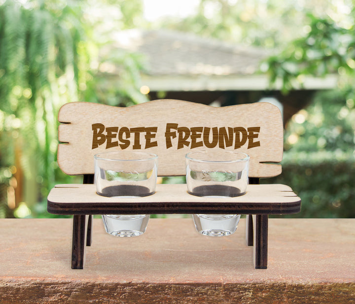 Schnapsbank aus Holz - feinste Gravur personalisiert mit Namen - inklu ...